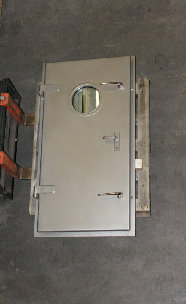 DIN DOOR OR TOGGLE DOOR - Vandkraft